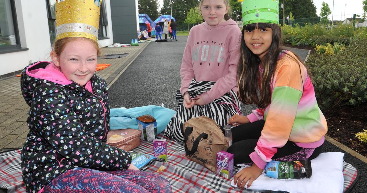In Pictures - Braidside PS and Carniny PS celebrate Jubilee - Photo 8 ...