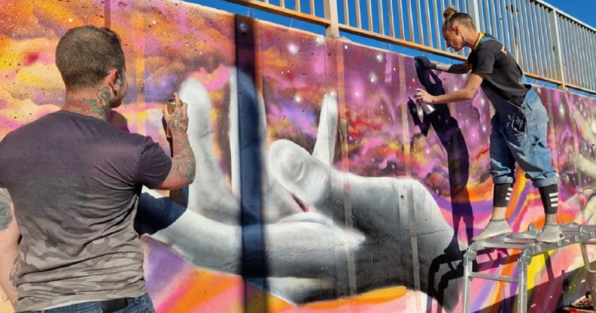 Ballykeel mural is 'society statement' - Photo 1 of 1 - Alpha Newspaper ...