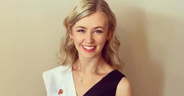 Mollie off to 'The Kingdom' in bid for Rose of Tralee crown - Photo 1 ...